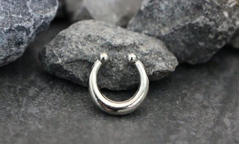 16G Fake Clip On Septum Nose Ring Ear Tragus STAINLESS STEEL Non Piercing Style 88888-789