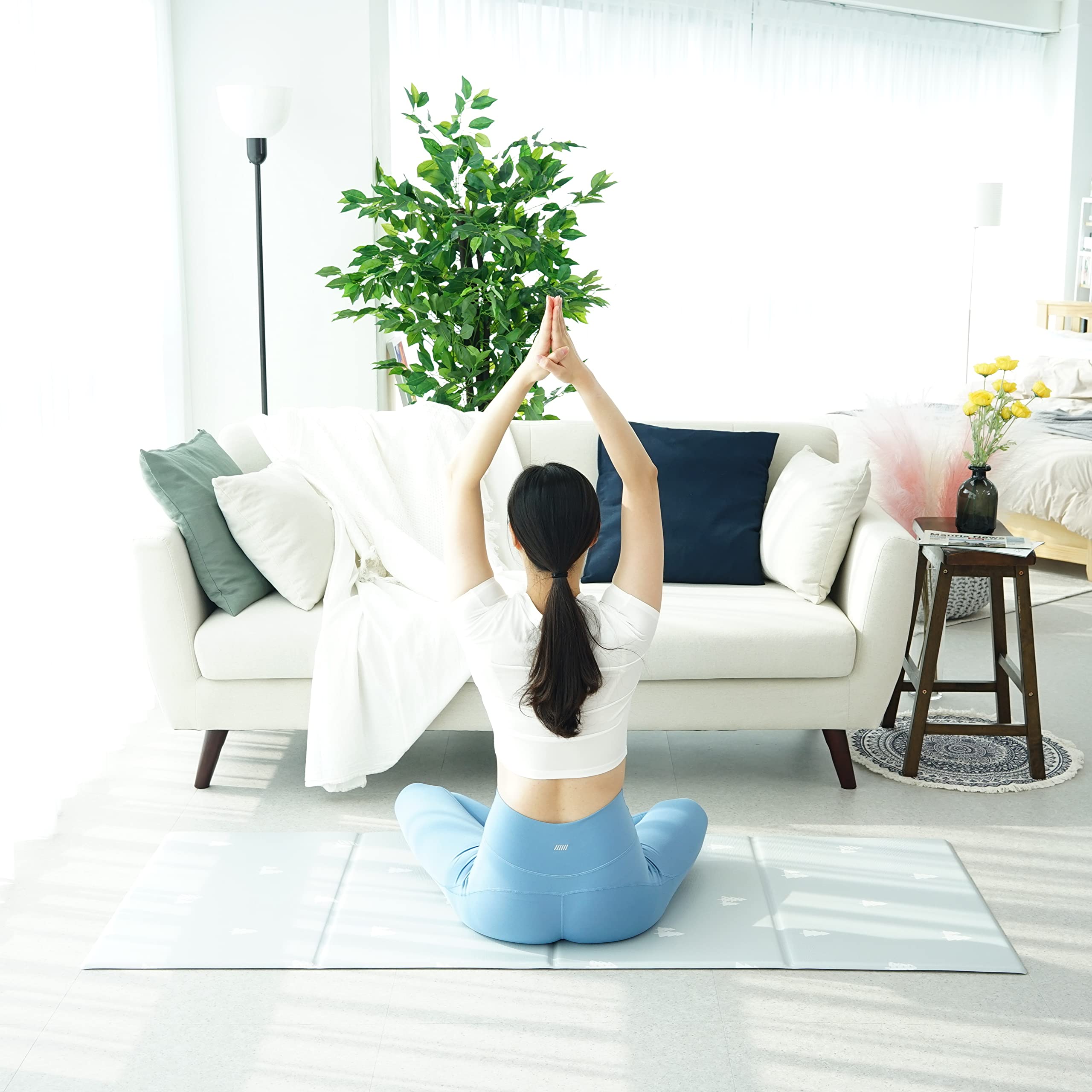 180cm x 70cm x 6mm Folding Reversible Yoga Mat Floor Fitness Exercise Pilates Workout Non-Slip Pine Tree Design