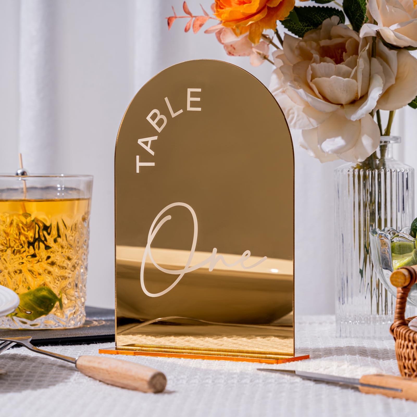 20 pcs Gold Mirror Wedding Table Numbers with Stands 1-20, 5x7 inch Acrylic Arch Signs and Holders, Table Number for Wedding Reception, Restaurant, Party, Event (Gold Mirror Table Number1-20, 5"x7")