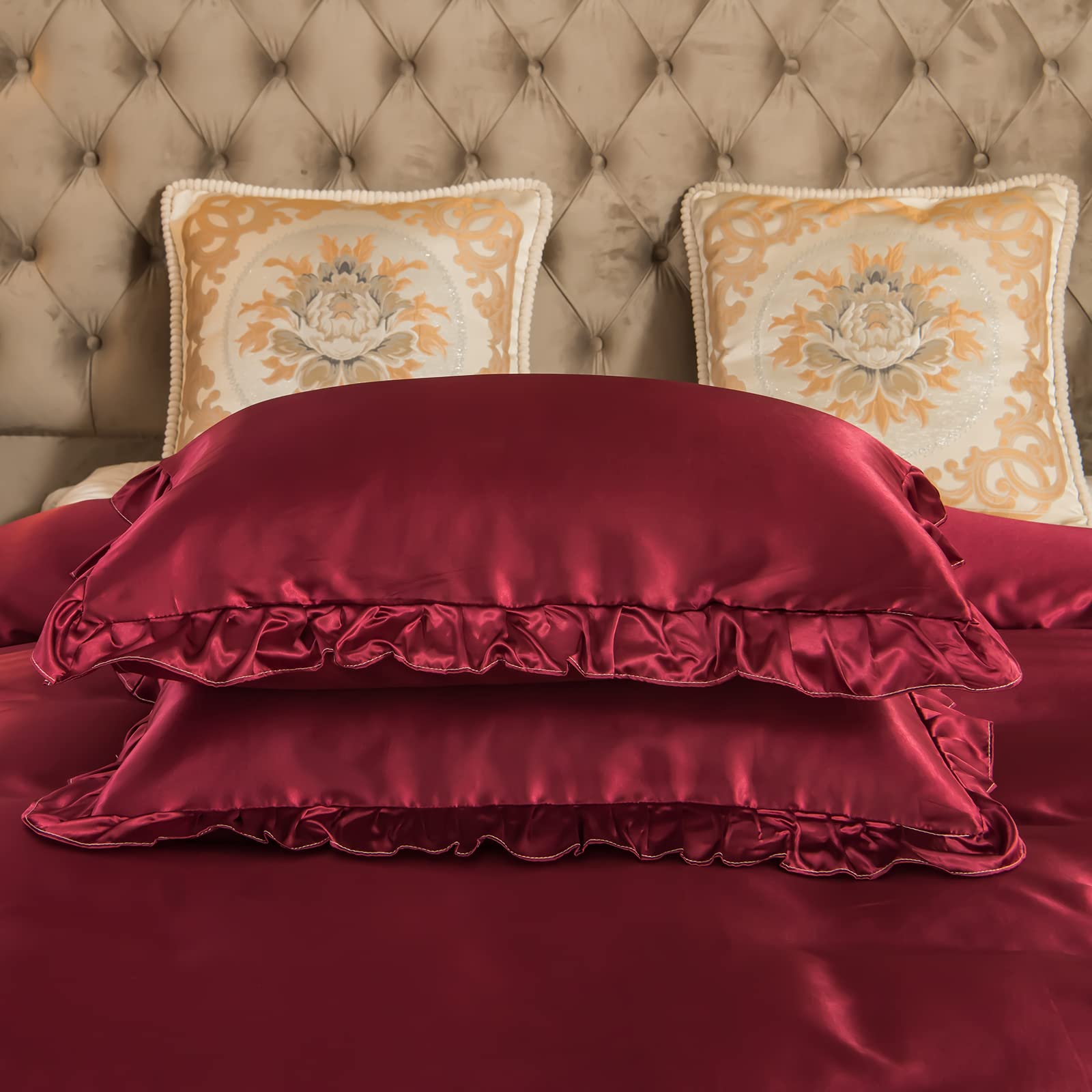 3 Pieces Satin Duvet Cover Silky Red Bedding Set Luxury Satin Lace Ruffled Fringed Super Smooth Soft Silk Like Microfiber Burgundy Red Duvet Cover Set Queen with 2 Pillowcases