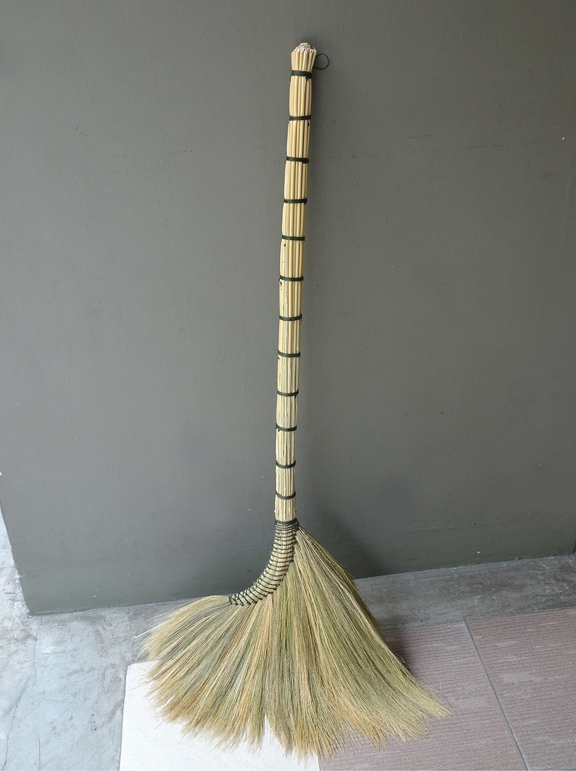 Handmade Asian Thai Broom Thick Natural Grass Brush & Handle Broomstick in Vintage Viet Whisk Straw Design