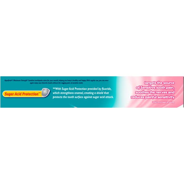 Aquafresh Maximum Strength Toothpaste for Sensitive Teeth, Smooth Mint, 5.6 Ounce (Pack of 1)