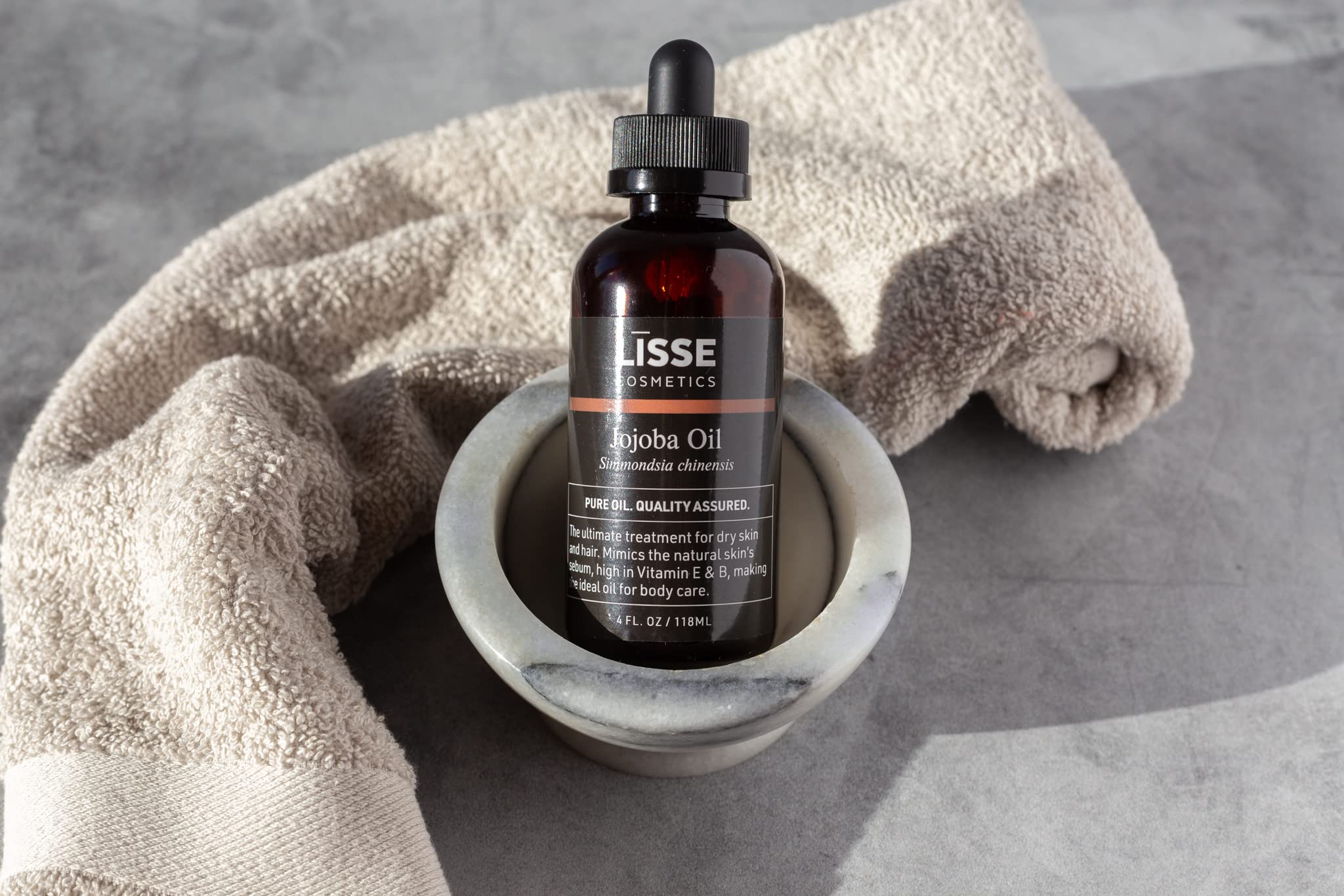 Lisse 100% Pure Jojoba Oil – Cosmetic/Therapeutic Grade– Batch Tested and Verified – Premium Quality you can Trust (4 oz)