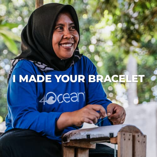 4Ocean Handmade Beaded Bracelet With Silver 4O Charm and Stickers (Signature Blue)