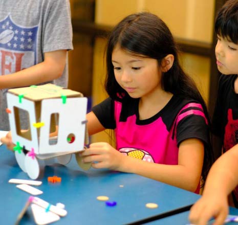 3DUX DESIGN Modern Museum Architecture Set. STEAM Toy for Early Education. Design, Build, Decorate with 86 Easy to Assemble and Reusable Pieces. Construction, Building and Open-Ended Play