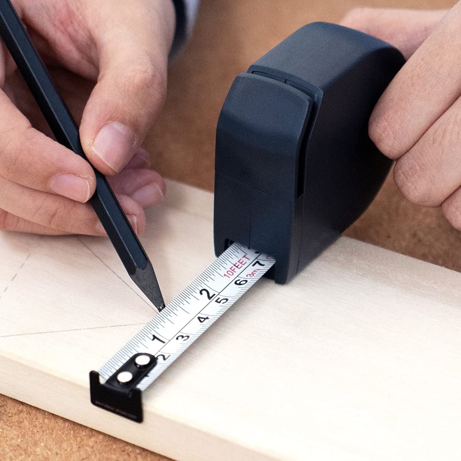 Self Lock Tape Measur + Box Cutter Utility Knife