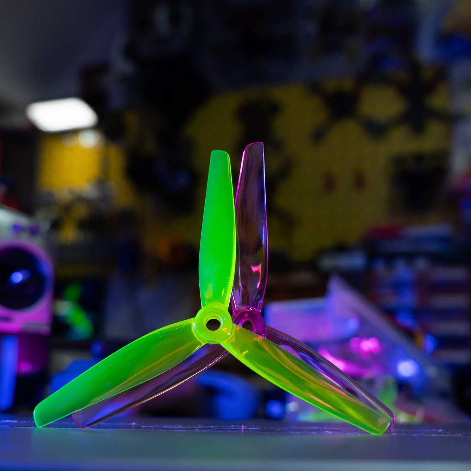 16pcs More Responsive Pitch Better Balance HQProp Ethix P3.5 Rad Berry Freestyle FPV Props Poly Carbonate 5.1 Inch RC Racing Drone Quad Tri-Blade Smooth Durable Propellers 5mm Shaft Hole