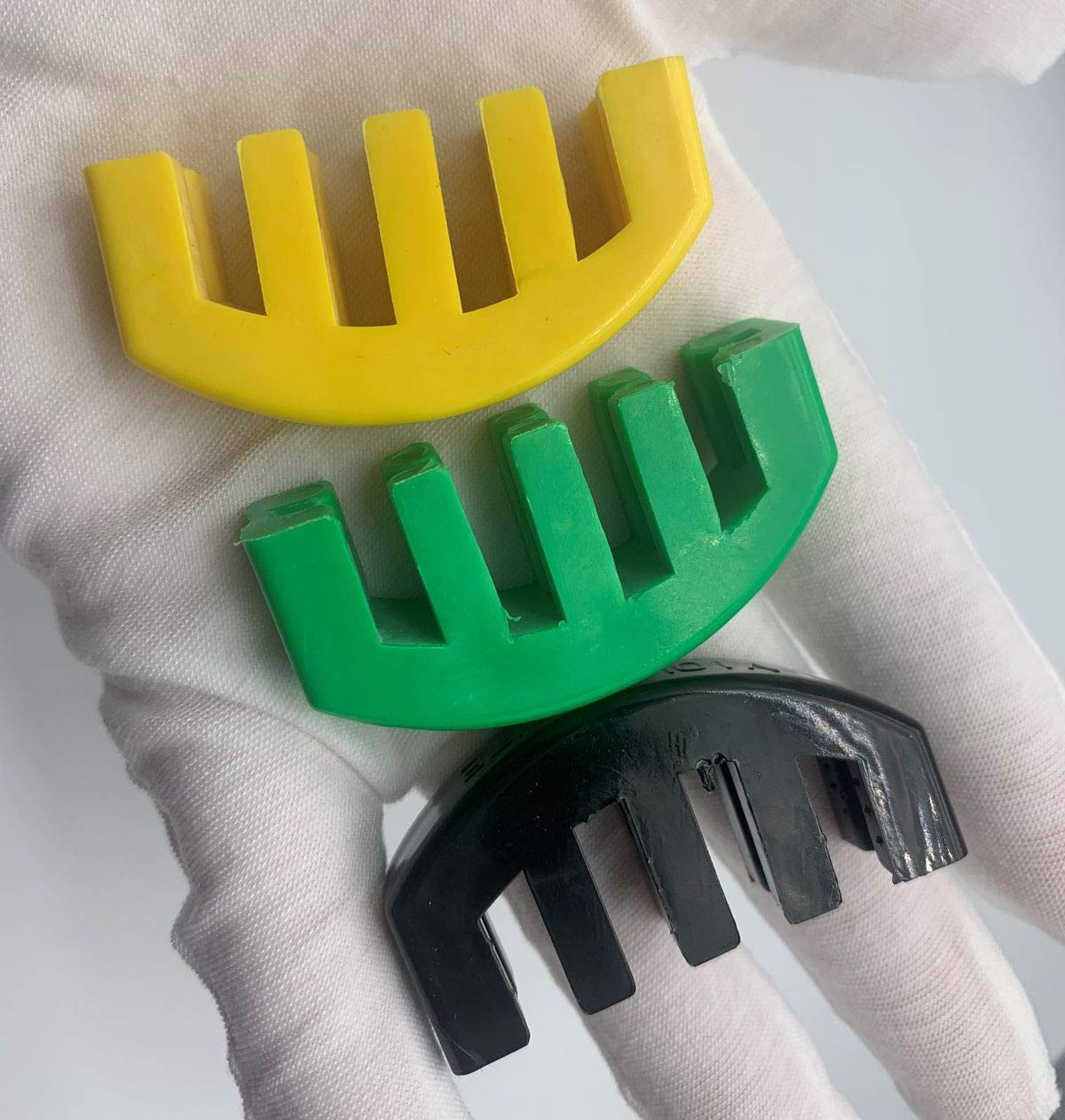 3PCS Violin Practice Mute, Rubber Practice Violin Silencer for 4/4 Violin Volume Control, Black, Green, Yellow