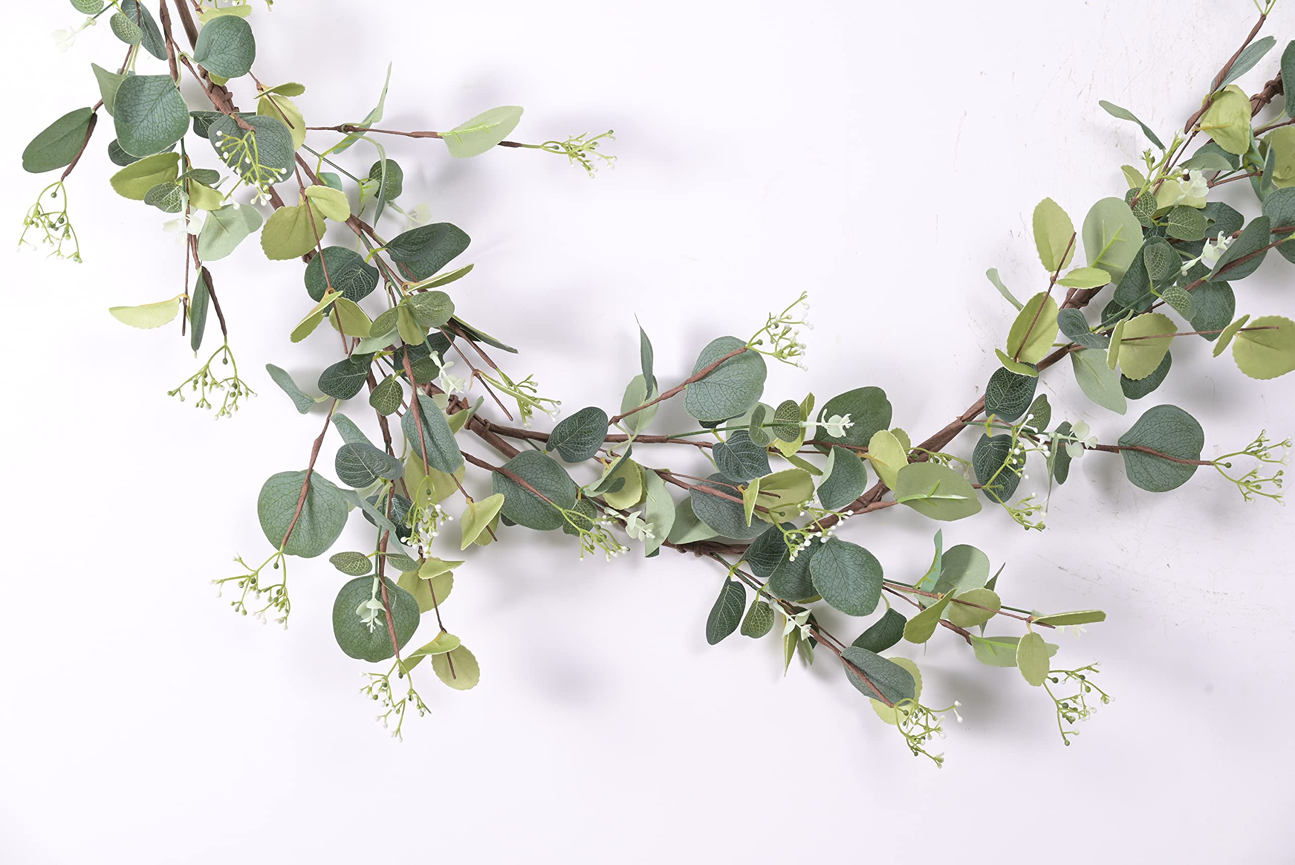 60 Inch Spring Artificial Eucalyptus Garland Hanging Greenery Silver Dollars Foliage Vine Vines for Home Garden Outdoor Wedding Backdrop Arch Wall Decor