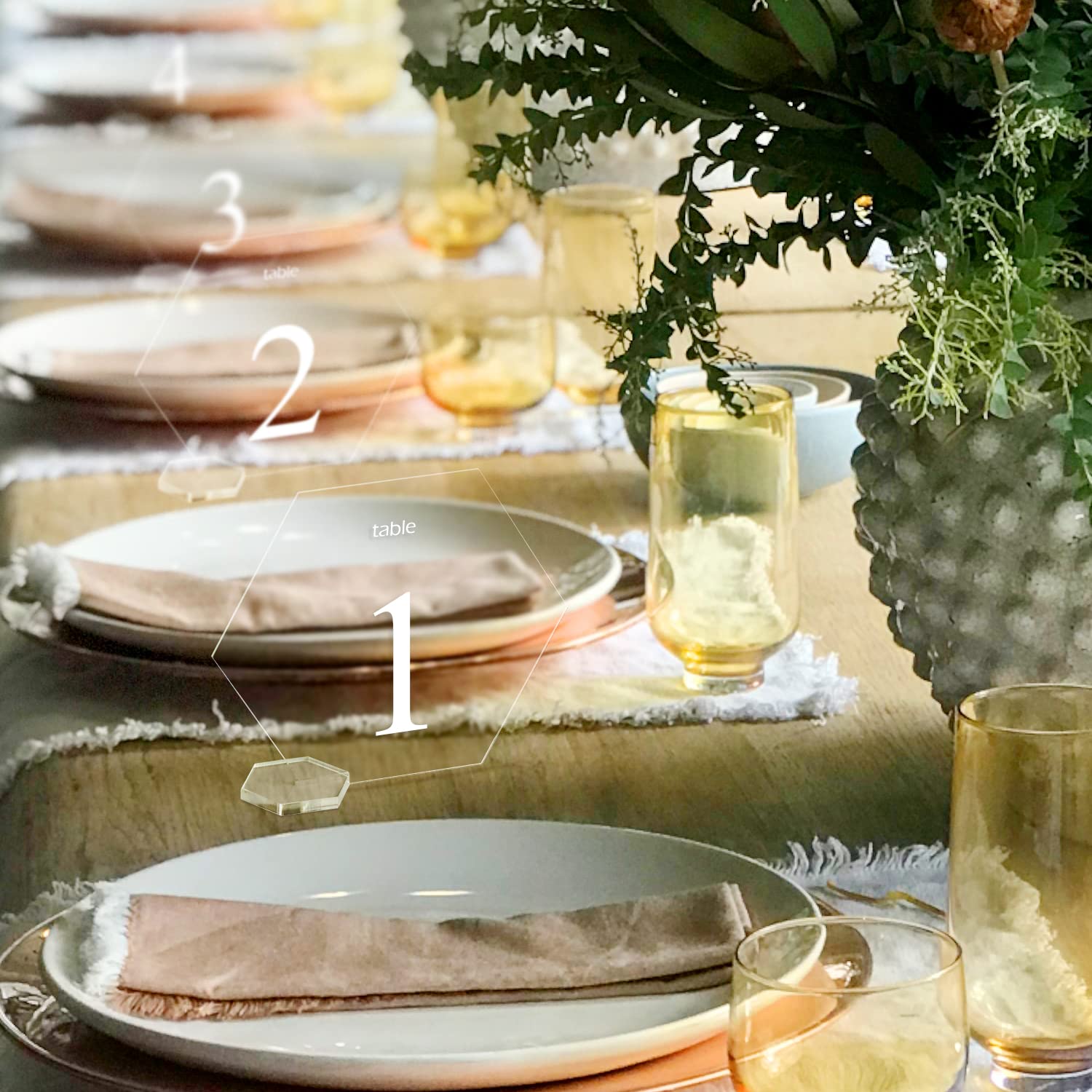 30 Pcs Clear Hexagon Acrylic Place Cards with Holders, DIY Blank Acrylic Name Place Cards Acrylic Signs, Freestanding Acrylic Wedding Guest Names Escort Cards for Wedding Party Dinner Table Setting