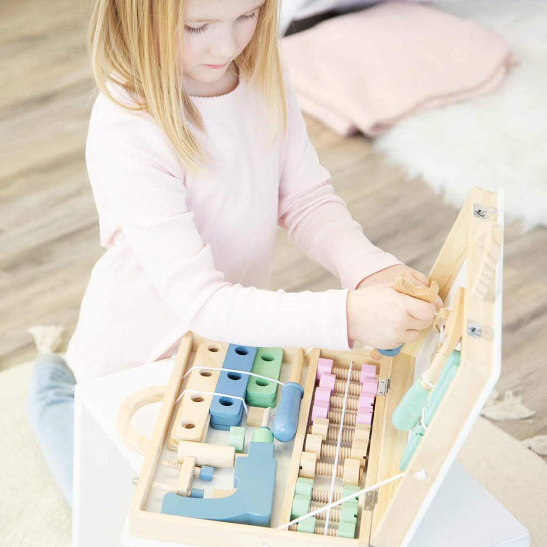 43 Pcs Wooden Tool Box Building Tools Sets Pretend Play Toys for Toddlers Construction Toy Role Play Set for 3 4 5 Year Olds Boys Girls