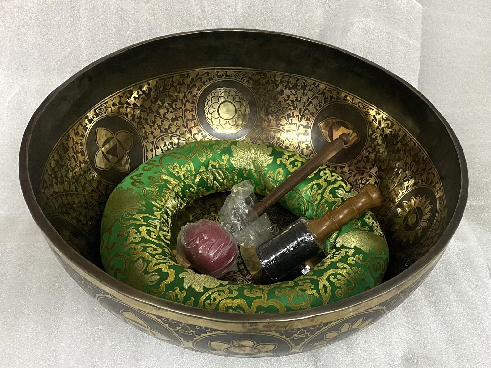 21 Inch Diameter Extra Large Standing Singing Bowl - Foot Carved Singing Bowls - Sound Therapy -Meditation -Yoga Session - Big Healing Bowls