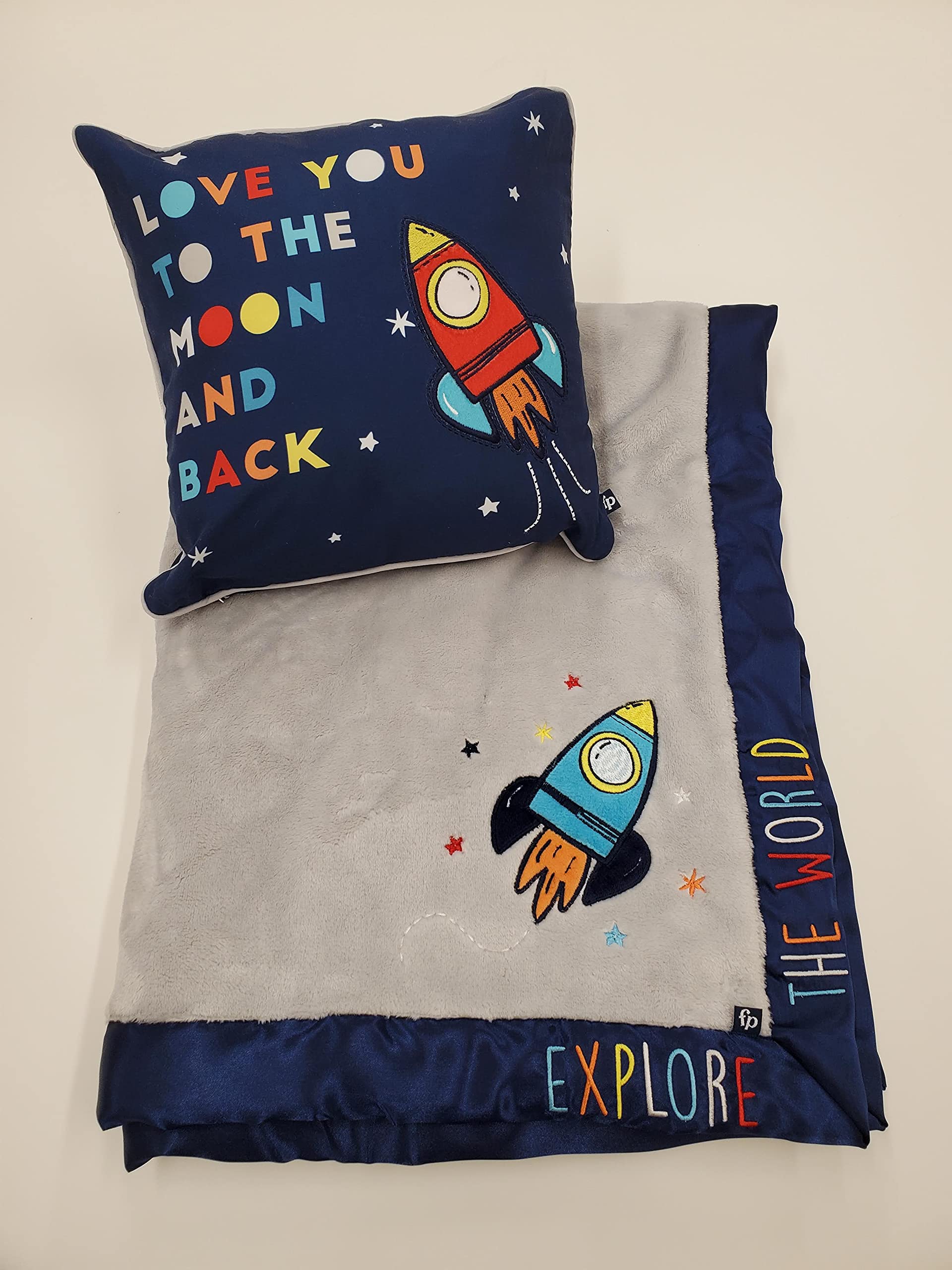 Fisher-Price Baby Blanket Space Explorer Collection Fleece Baby Blanket with Satin Trim for Baby Boys