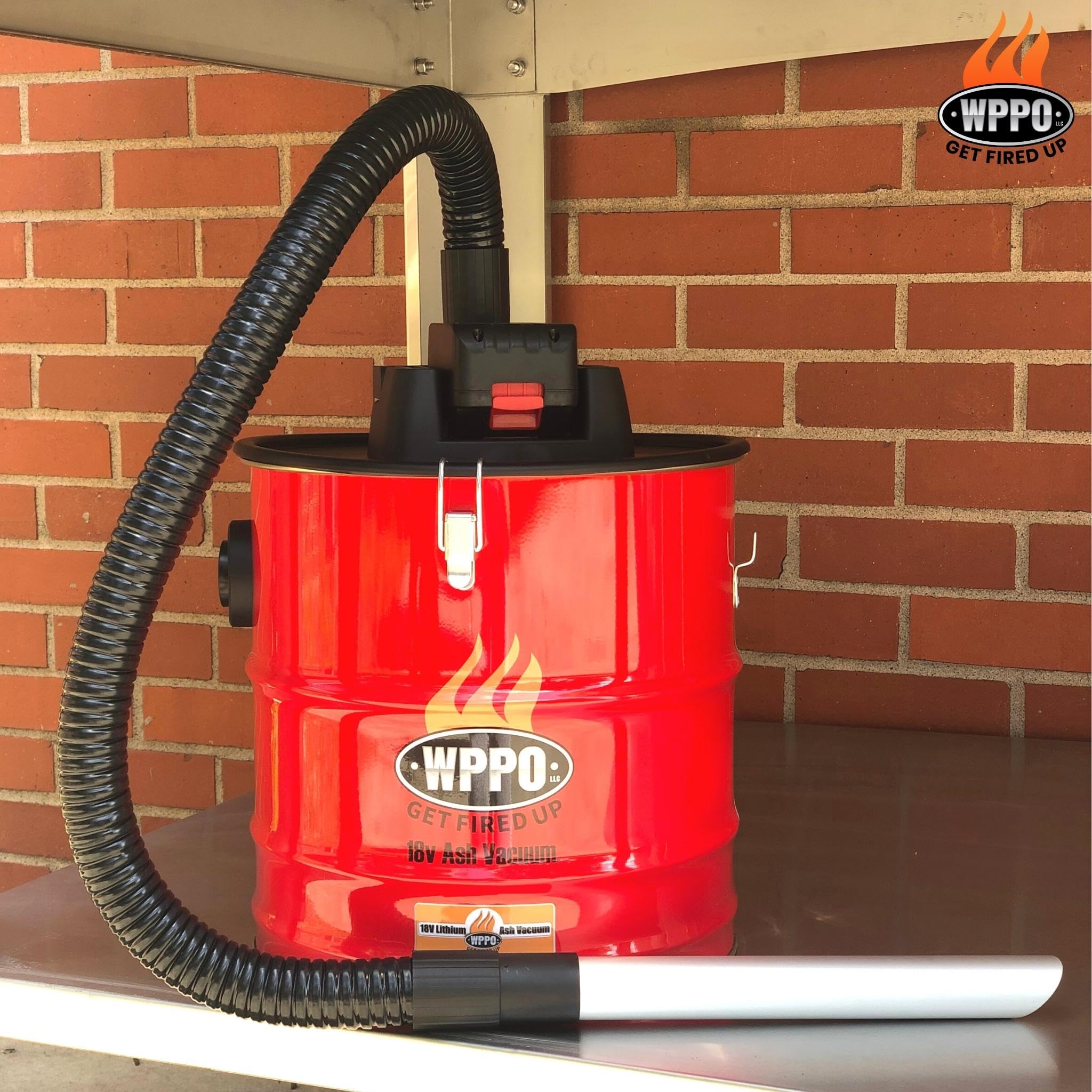 18V Rechargeable Ash Vacuum with Bonus Value Pack