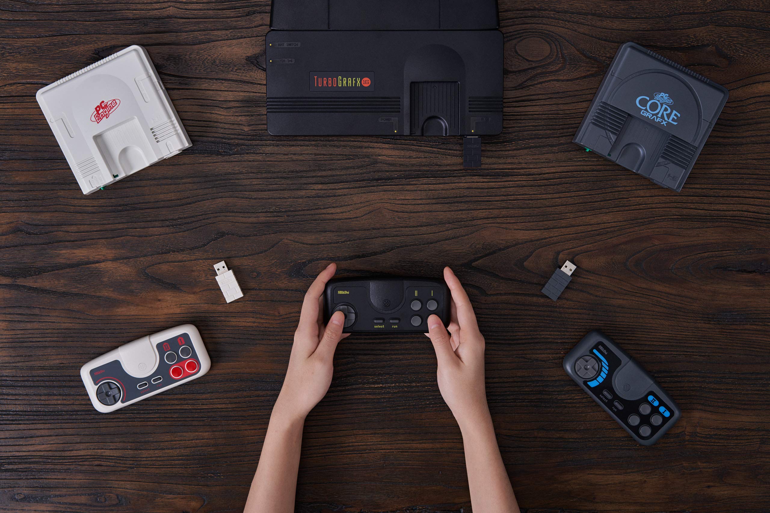 8Bitdo TG16 2.4G Wireless Gamepad for PC Engine Mini, PC Engine CoreGrafx Mini, TurboGrafx-16 Mini & Nintendo Switch (TG16 Edition)