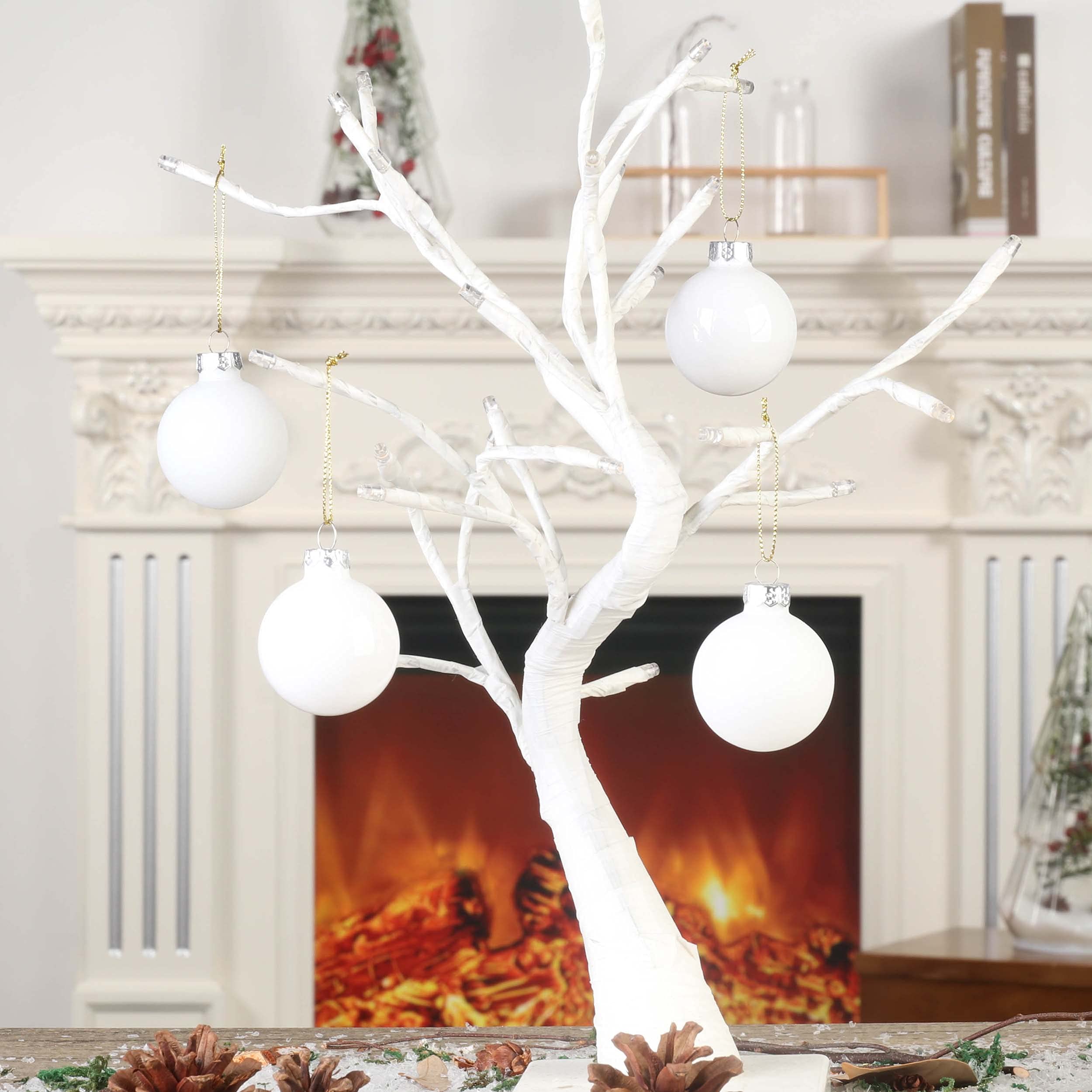 18PCS 1.8inch(45mm) Christmas Ball Ornaments for Christmas Decorations, Glass Ball Present for Xmas Trees and Wedding Party, Xmas Tree Decorations Set(White)