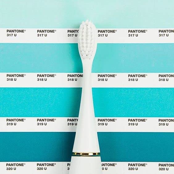 Apa Clean Sonic Toothbrush in Pure White | Timed Interval Brushing | Three Modes | Long-Life Battery | Includes 2 Brush Heads