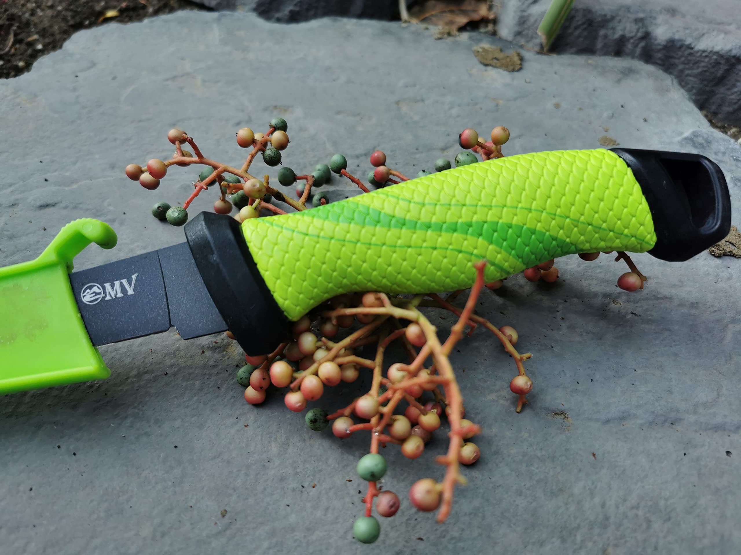 MV K1 Fillet Knife, Sharp 3CR13 Stainless Steel with Nonstick Coating Blade 5" - 9", Professional Knives for Filleting and Boning, Non-Slip Handles, Includes Protective Sheath. (green, 9)