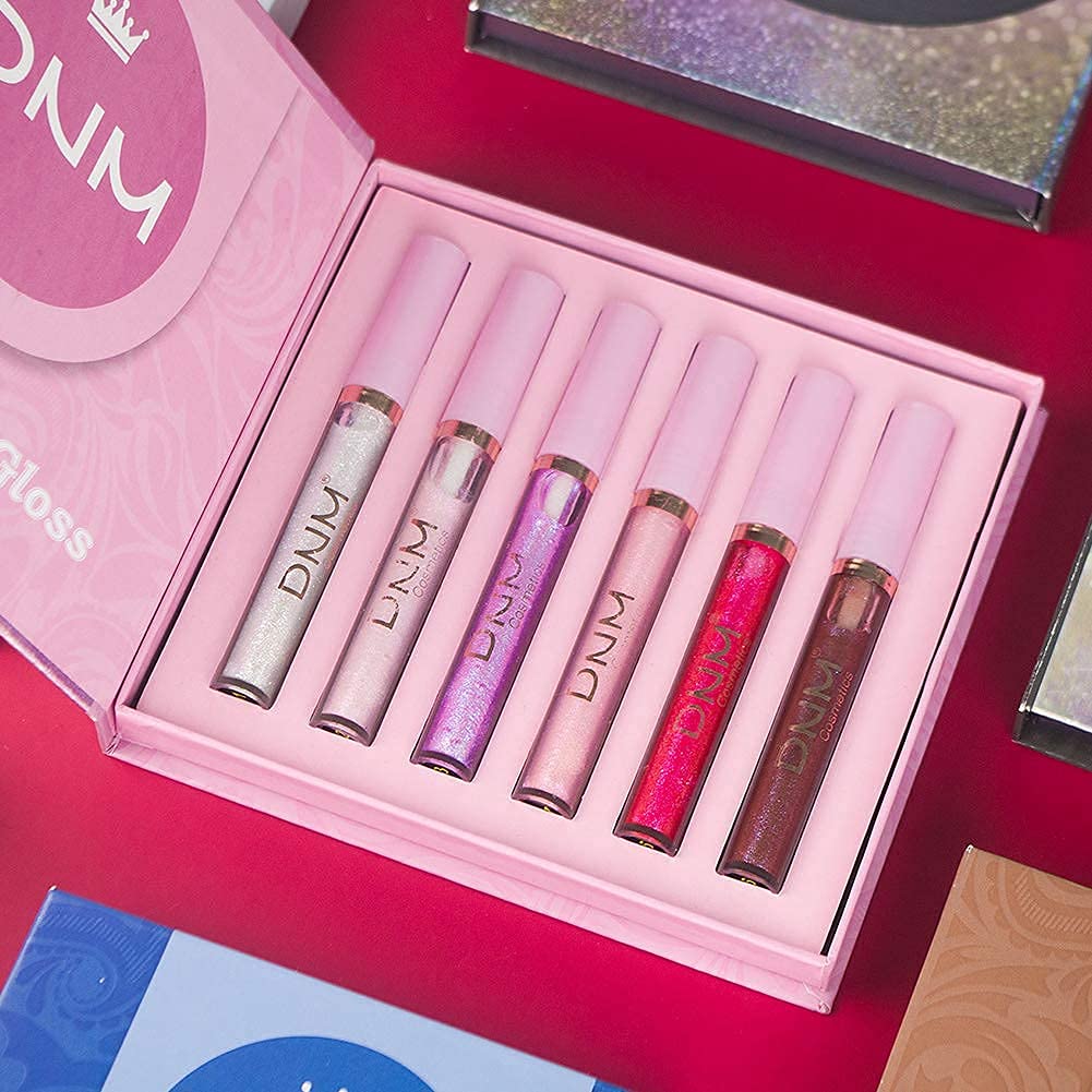 evpct 6Pcs Glitter Metallic Lip Gloss Liquid Lipstick Set Makeup Kit 6 Colors Diamond Shimmer Shinning Sparkly Sparkling Pink Red Lipstick Waterproof Long Lasting Face Eye Moisturizing High Gloss Glow