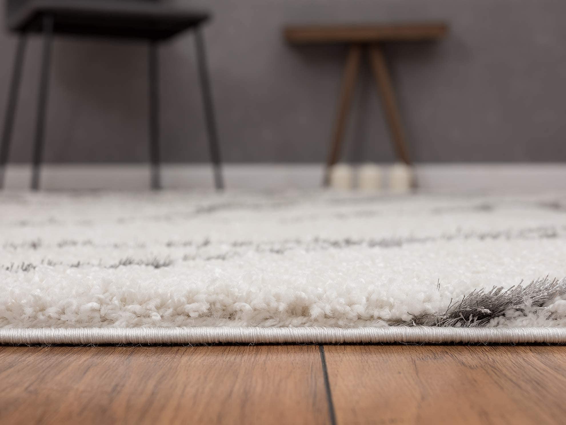 Abani Unique Boston Collection 5'3" x 7'6" Shag Area Rug - Cozy Soft & Plush Ivory Accent Rug Rugs