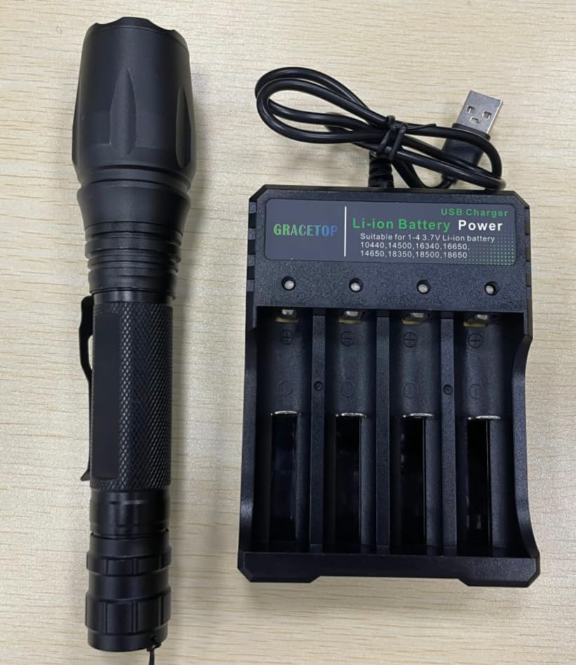18650 Battery Charger 4 Bay, Smart Universal Charger for Flashlight Headlamp Battery 3.7V Lithium Li ion Batteries Compatible 18650 14500 16340 Battery Charger