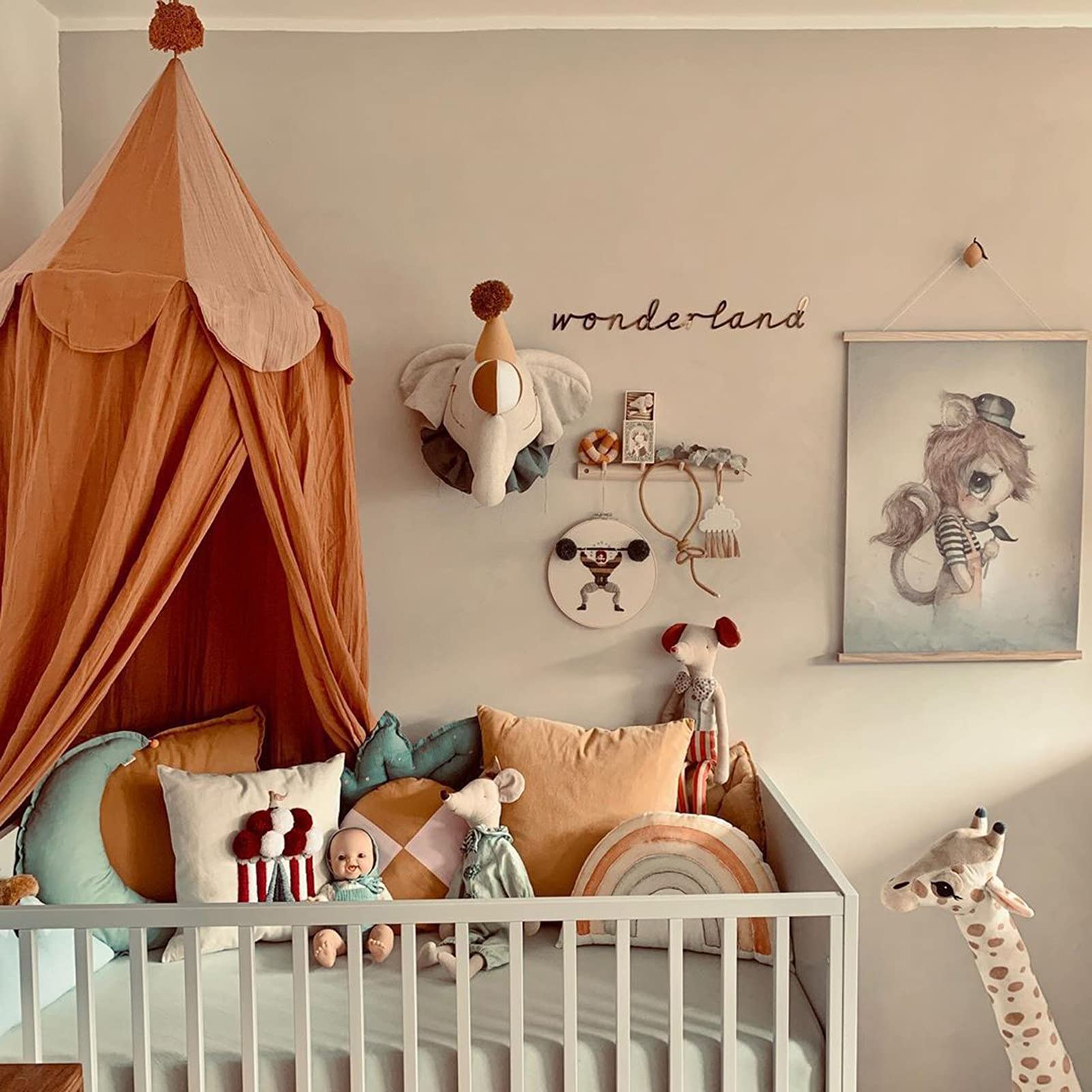 HEVIRGO Bed Canopy Mosquito Net, Hanging Travel Netting Curtains, Play Tent Bedding, Mosquito Net Dome Shaped Nordic Style Chiffon Fancy Baby Bedding for Kindergarten - Brown