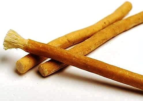 Organic Herbs Traditional Natural Miswak (sewak) Peelu Chewing Stick Toothbrush for Whiter Teeth (Pack of 3)