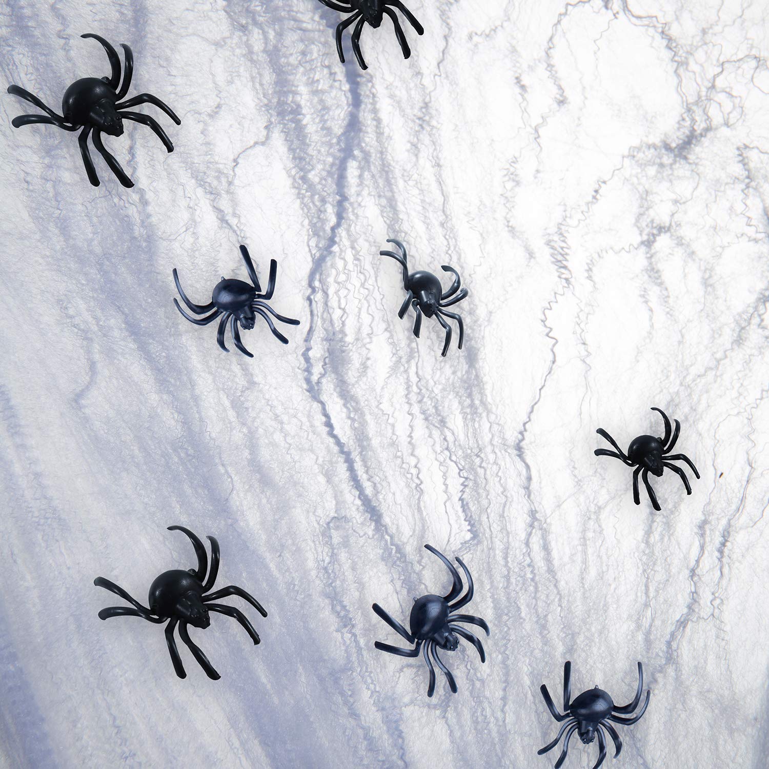 YUNGCHI 60 Halloween Plastic Spiders, Halloween Fake Spiders, Nightmare Before Christmas Halloween Decorations, Pumpkin Box,Set of 60