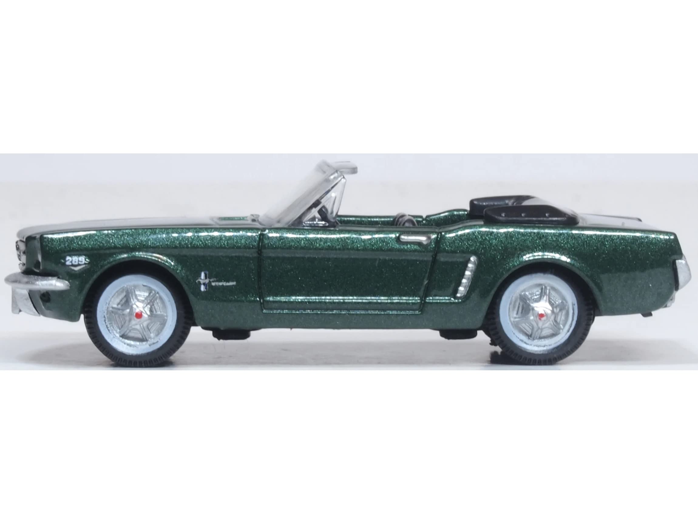 1965 Convertible Ivy Green Metallic 1/87 (HO) Scale Diecast Model Car by Oxford Diecast 87MU65006