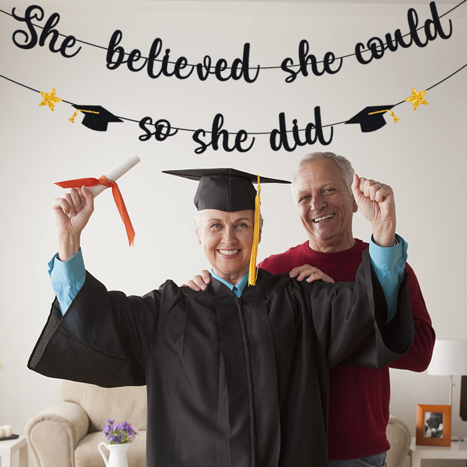 2024 Graduation Banner, Glittery She Believed She Could So She Did Banner Garland Photo Props Banner for Party Home Classroom Decorations⦠(Black)