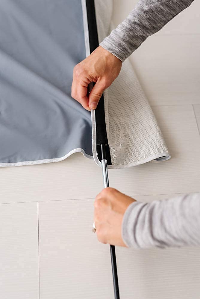 Easy Clean Up Pourable Splat Mat for Under High Chair, Waterproof Spill Mat Washable Non-Slip Floor Protector Splash Mat
