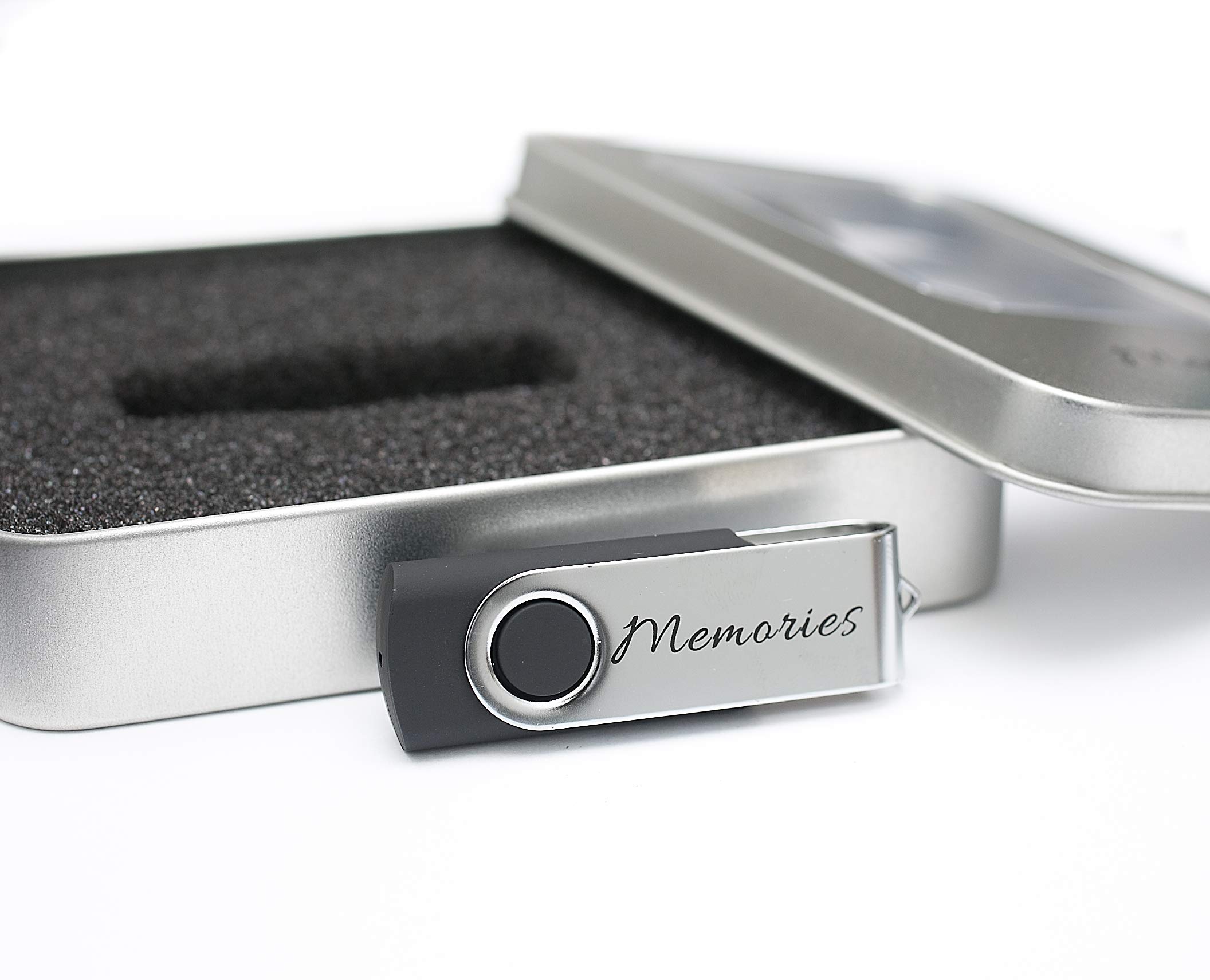 32GB Storage USB Flash Drive 3.0 with Tin Case/Box Set of 5 Thumb Drive Package. Flash Drive and Case for Weddings, Memories, Videos Perfect for Professional Photographers (Memories Label)