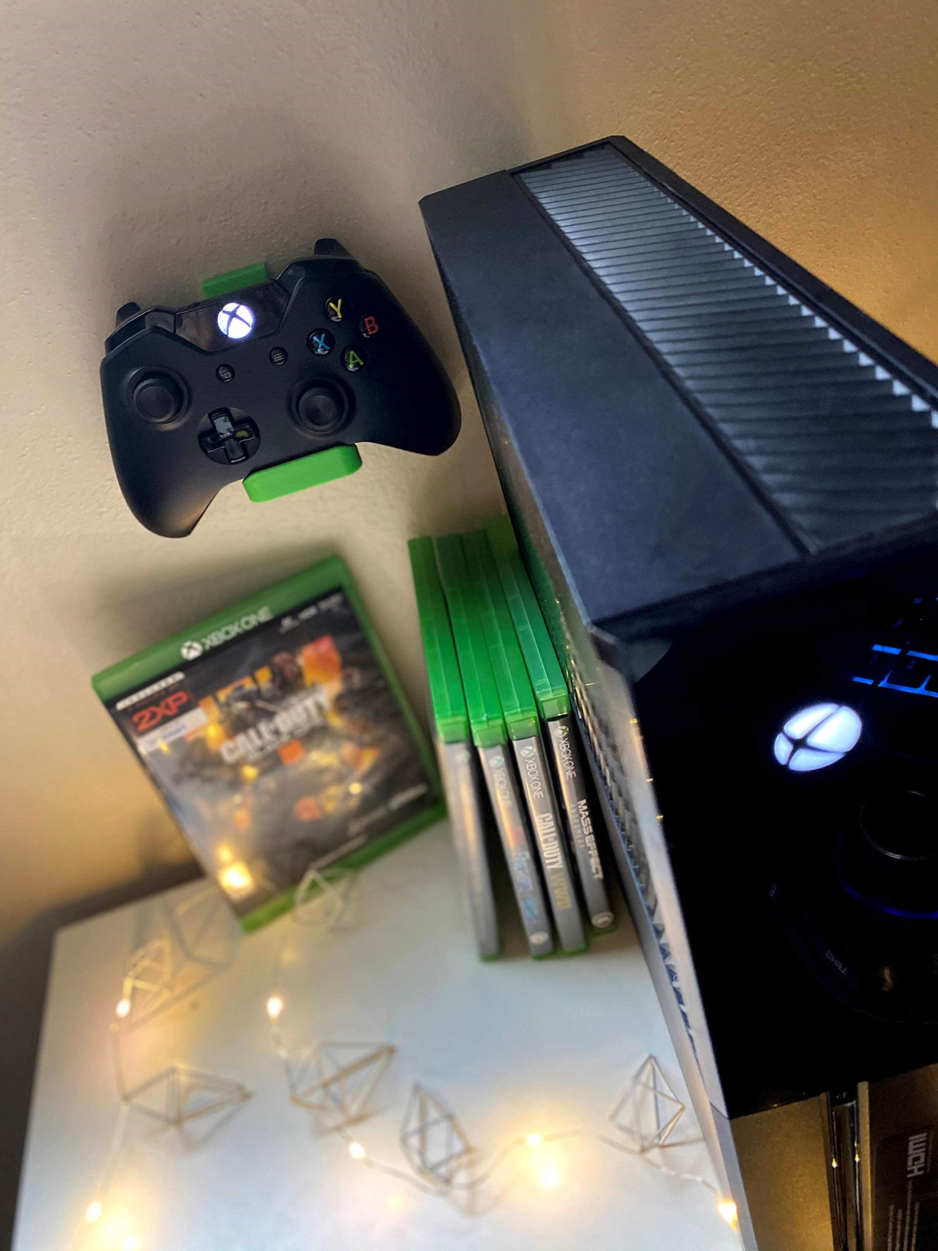 3d Lasers Lab [3 Pack] Holder Stand for XBOX ONE/Elite/Series X & S Controllers | Mount Anywhere with No Wall Damage | Organize Your Gaming Space | Anti-Slip Hangers (Black, 3)