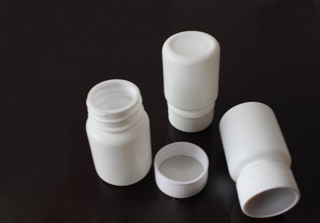 50PCS White Empty Solid Plastic Bottle Case Holder Container Vials Box with Screw Cap for Powder Sample Storage(50ml)
