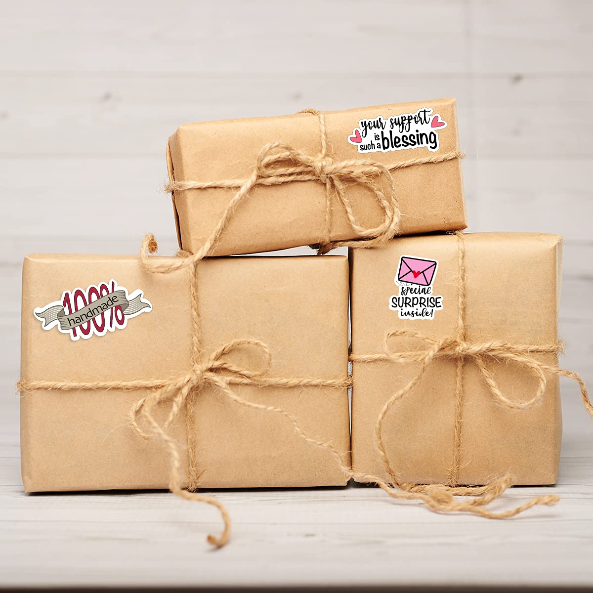 Wailozco 100% Handmade Stickers,Thank You Stickers,Handmade Stickers,Small Shop Stickers,Envelopes Stickers for Small Business, Online Retailers,Handmade Goods,500 Labels Per Roll