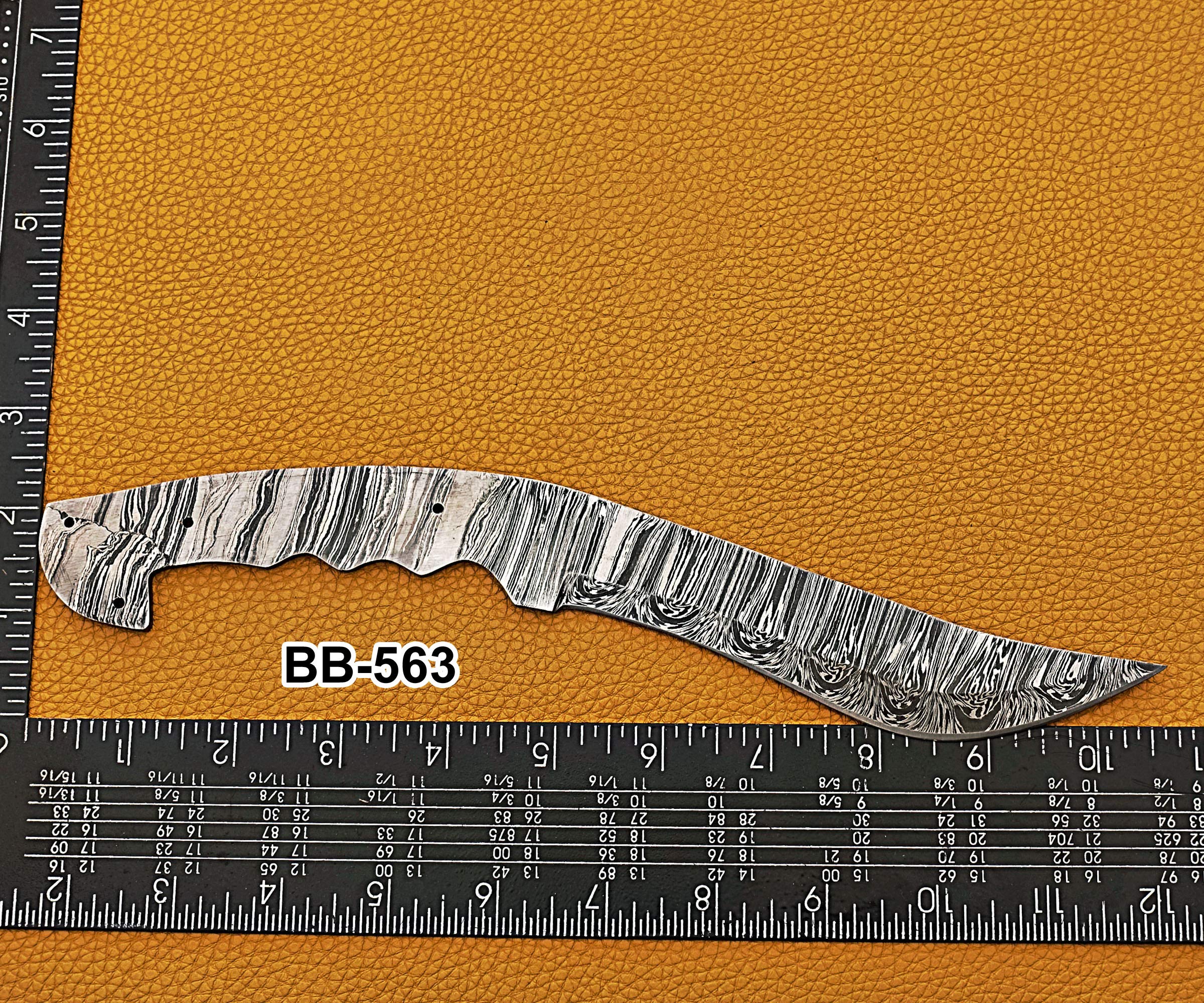 11 inches Long Dao Blade Hunting Knife, Hand Forged Ladder Pattern Damascus Steel Blade, 5" Finger Serration Scale Space with 4 Pin Hole, 6" Trailing Point Dao Blade with 5.5" Cutting Edge