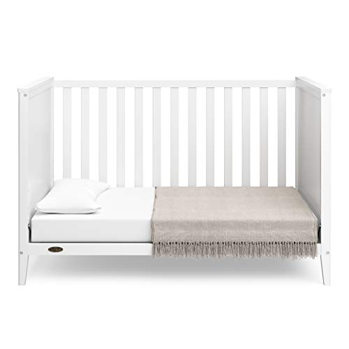 Graco Melbourne 3-in-1 Convertible Crib (White) – Converts from Baby Crib to Toddler Bed and Daybed, Fits Standard Full-Size Crib Mattress, Adjustable Mattress Support Base
