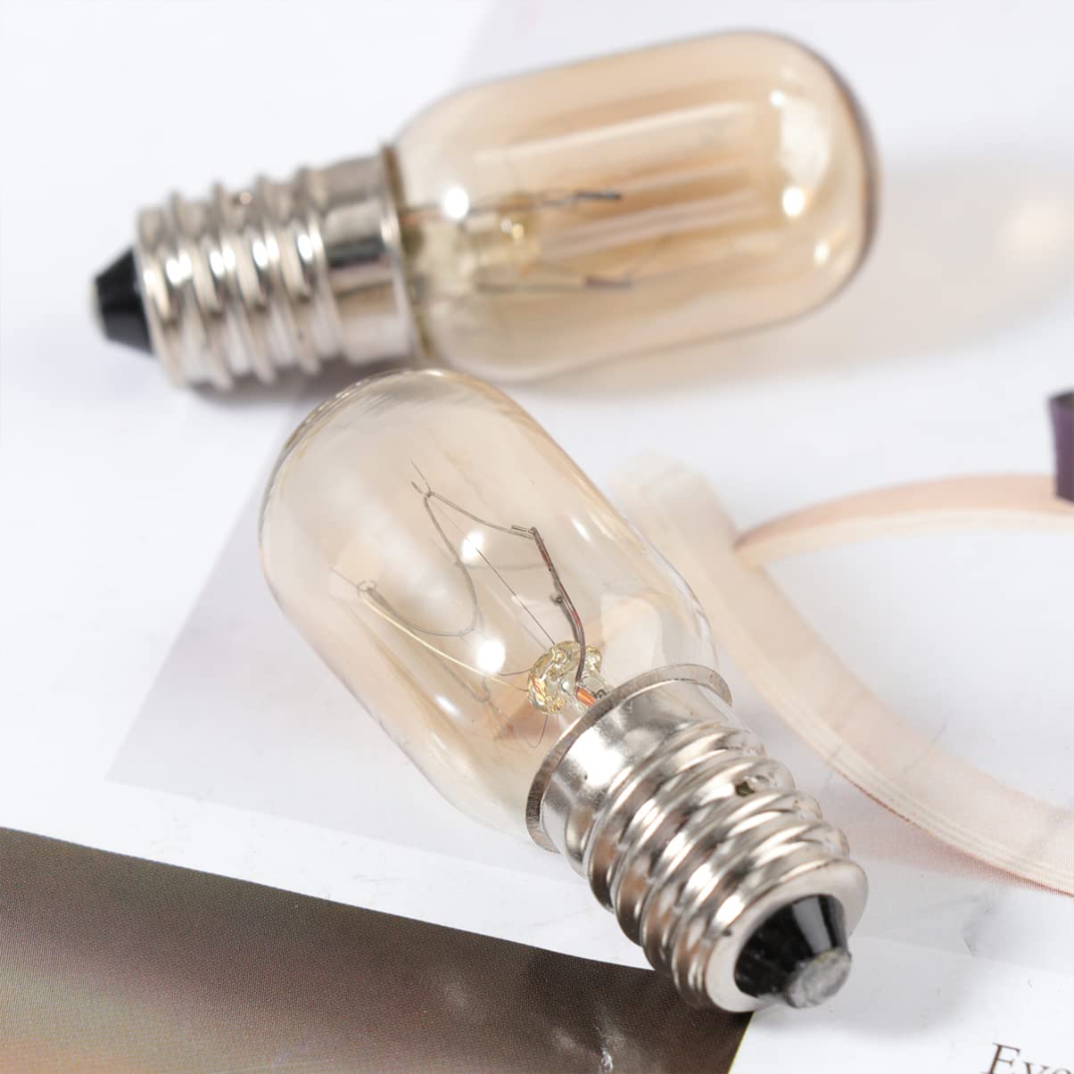 2PCS 25W E14 220-230v Oven Light Bulb Refrigerator Fridge Light Bulb Retro Tungsten Filament Lamp Bulbs Warm Yellow Light for Daily Use