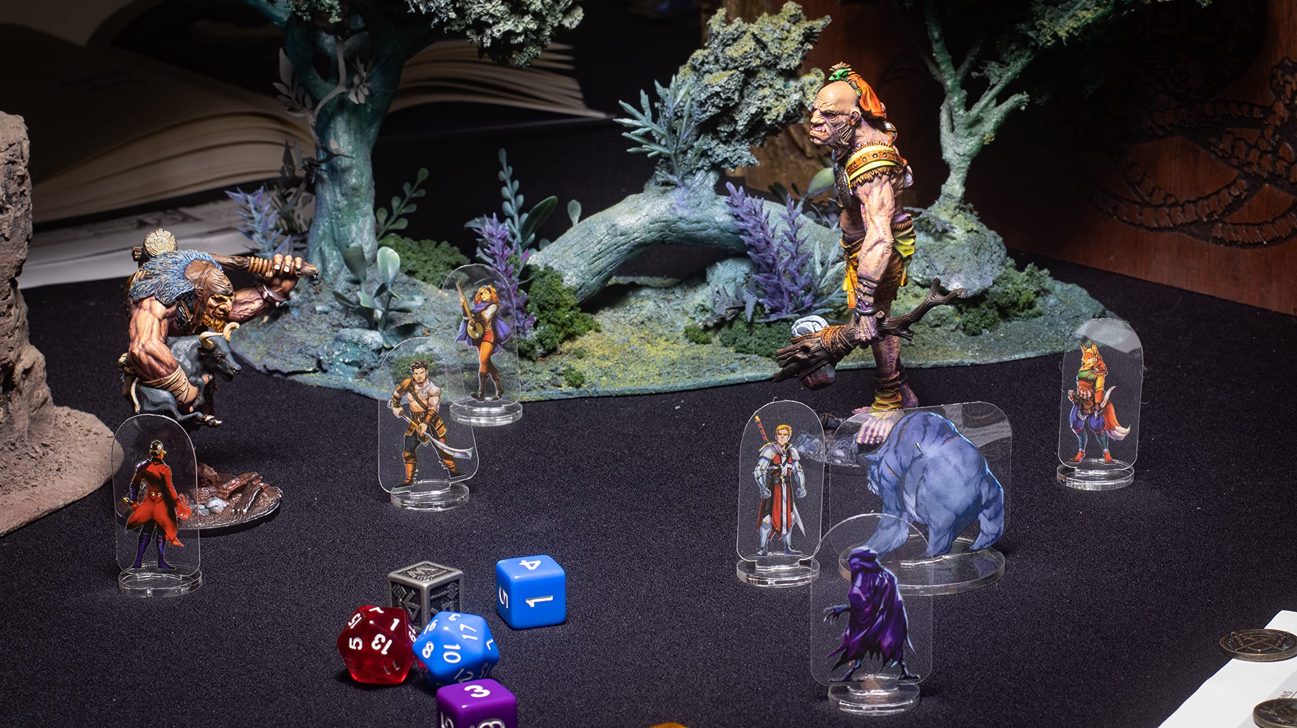 Arcknight Flat Plastic Miniatures: DM Starter Set; 167 Unique Classic and Iconic Minis for DND 5e and Pathfinder; Affordable, Skinny Figurines for Dungeons and Dragons and Other Tabletop RPG Games