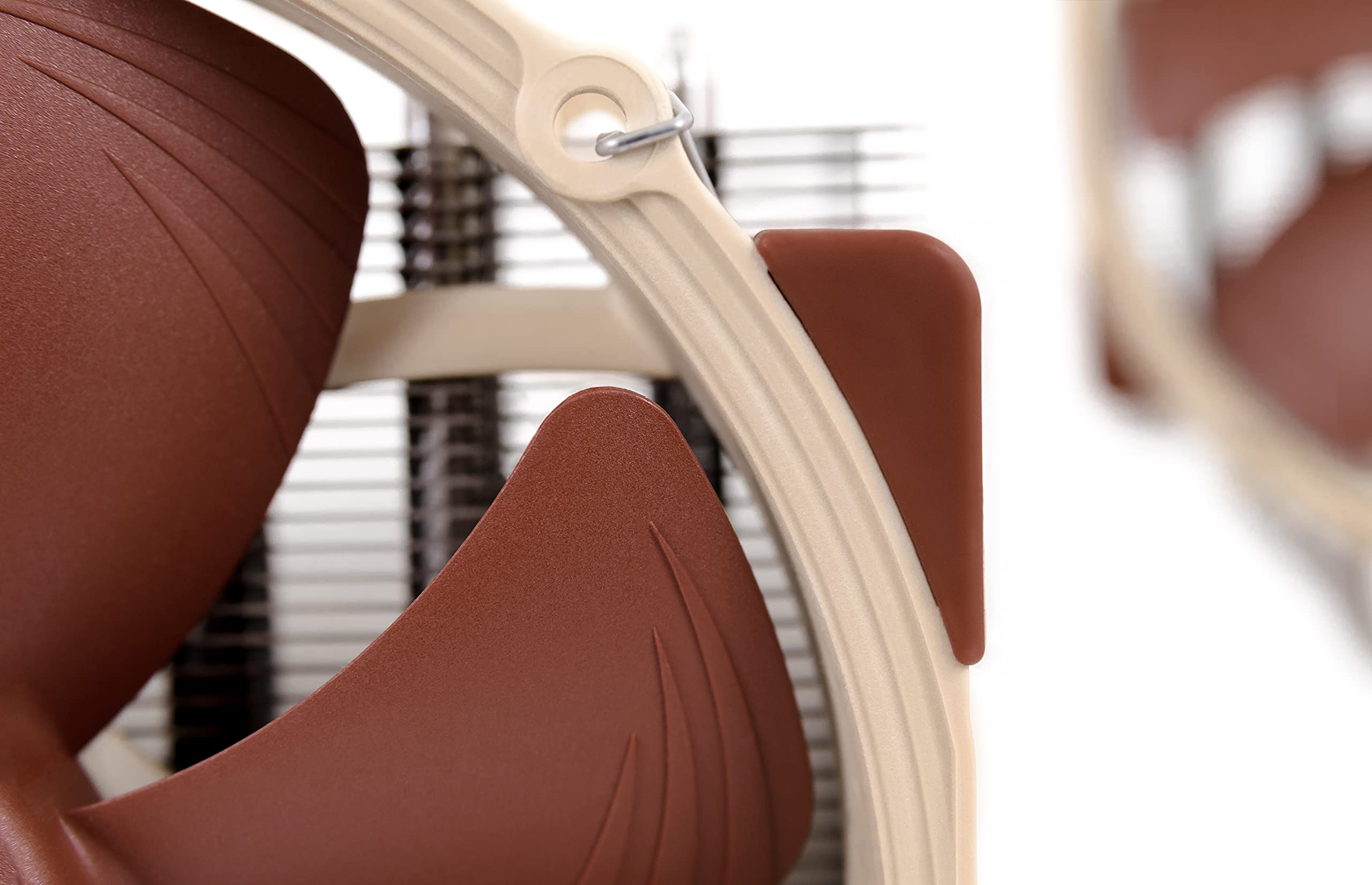 Noctua NH-U14S DX-4189, Premium CPU Cooler for Intel Xeon LGA4189 (140mm, Brown)