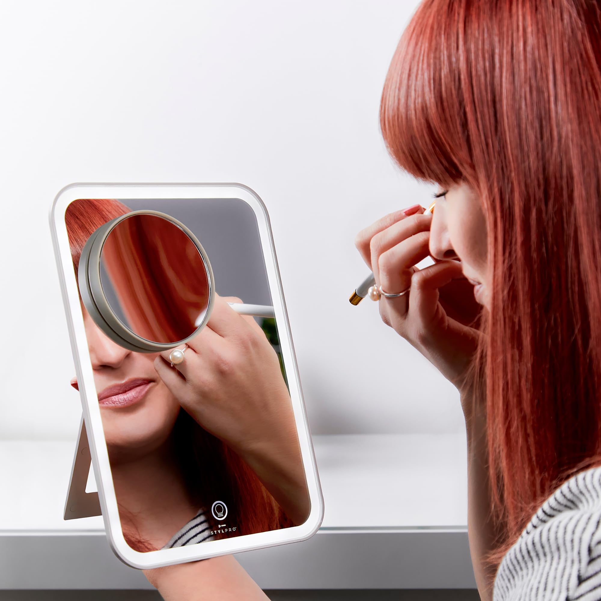 stylPro Stylideas Glow and Go Travel Mirror - Makeup Mirror with Lights Perfect for Hair Styling - USB Rechargeable - with Protective Sleeve - 1 pc.