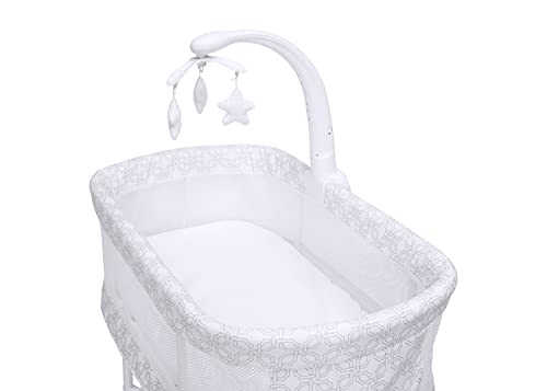 Delta Children SleepCool Rocking Bassinet with Airflow Mesh, Fresco