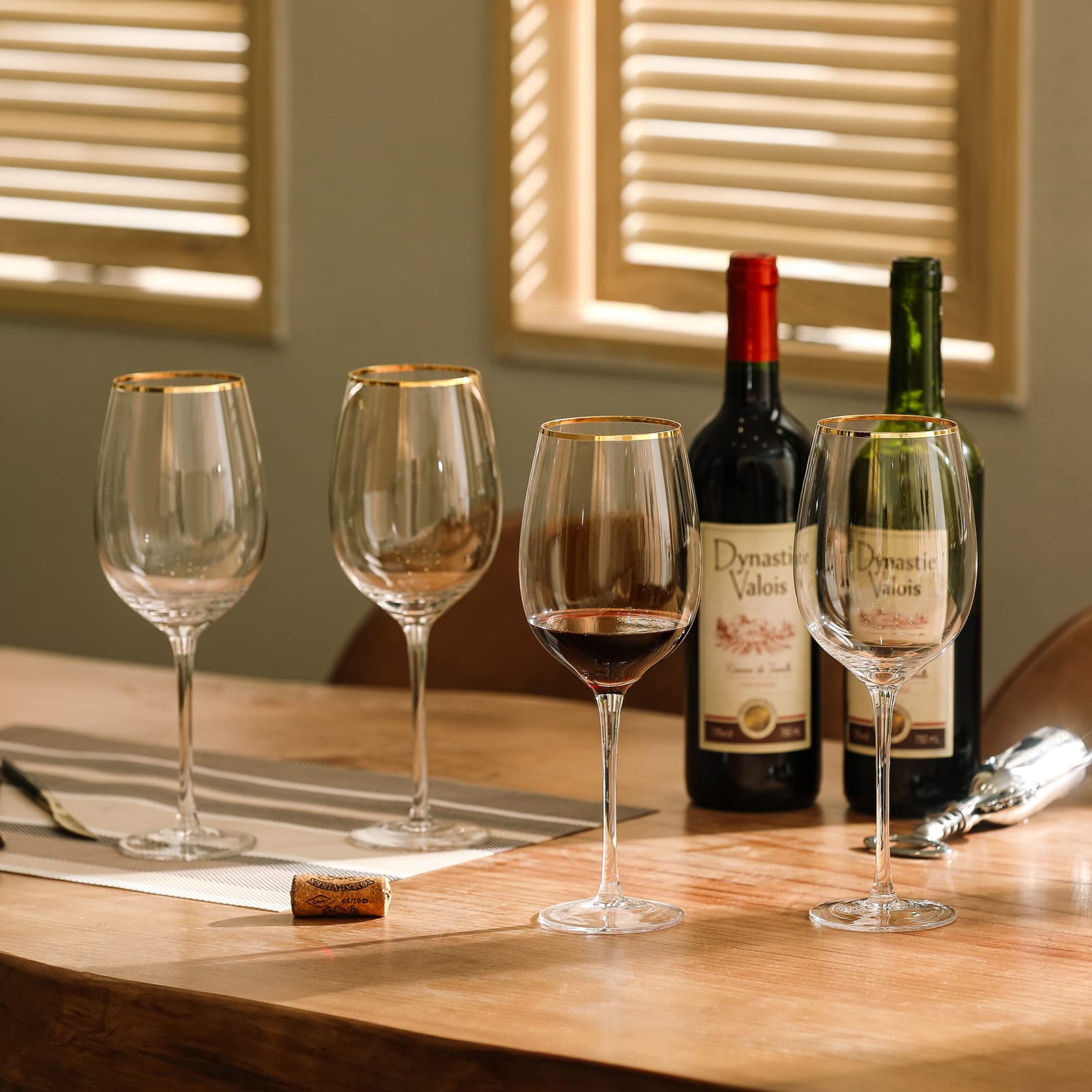 1500° C TABLETOP Gold Rim Stemmed Wine Glasses Set of 4, 21 oz. Crystal Clear Glassware with Long Stem for Red and White Wine
