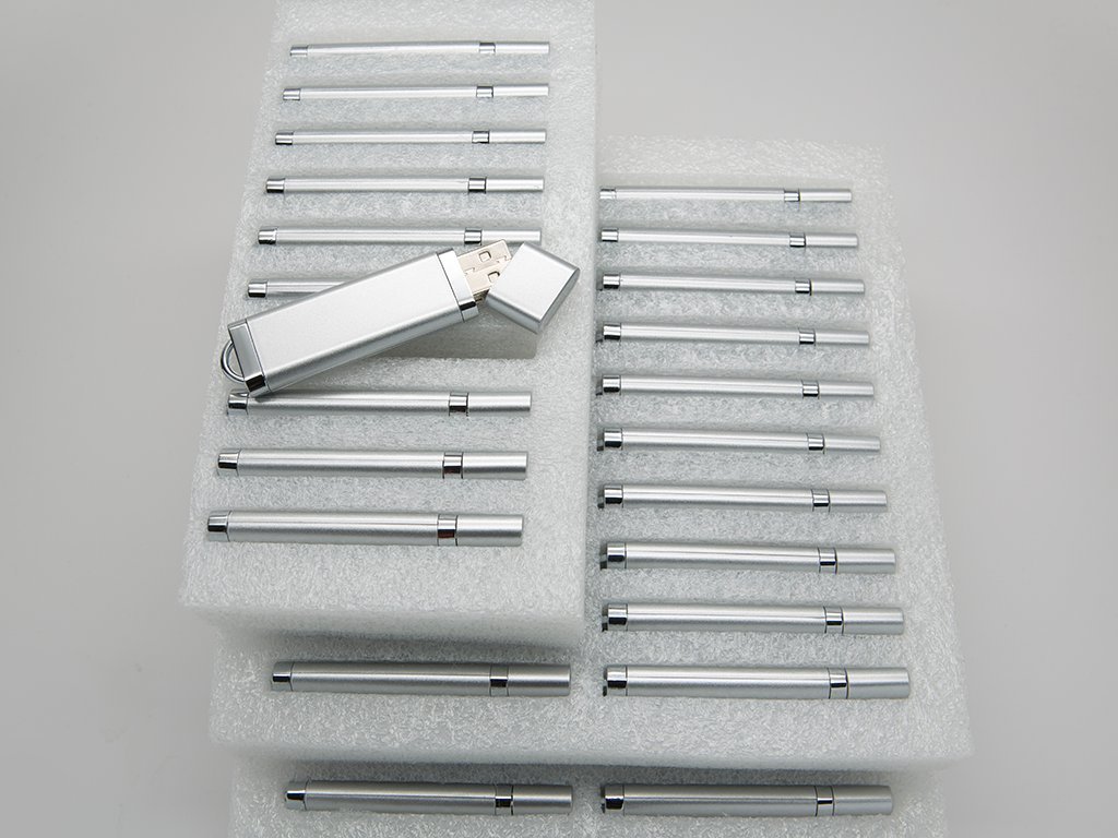 50 512MB Flash Drive - Bulk Pack - USB 2.0 SnapCap Design in Metallic Silver