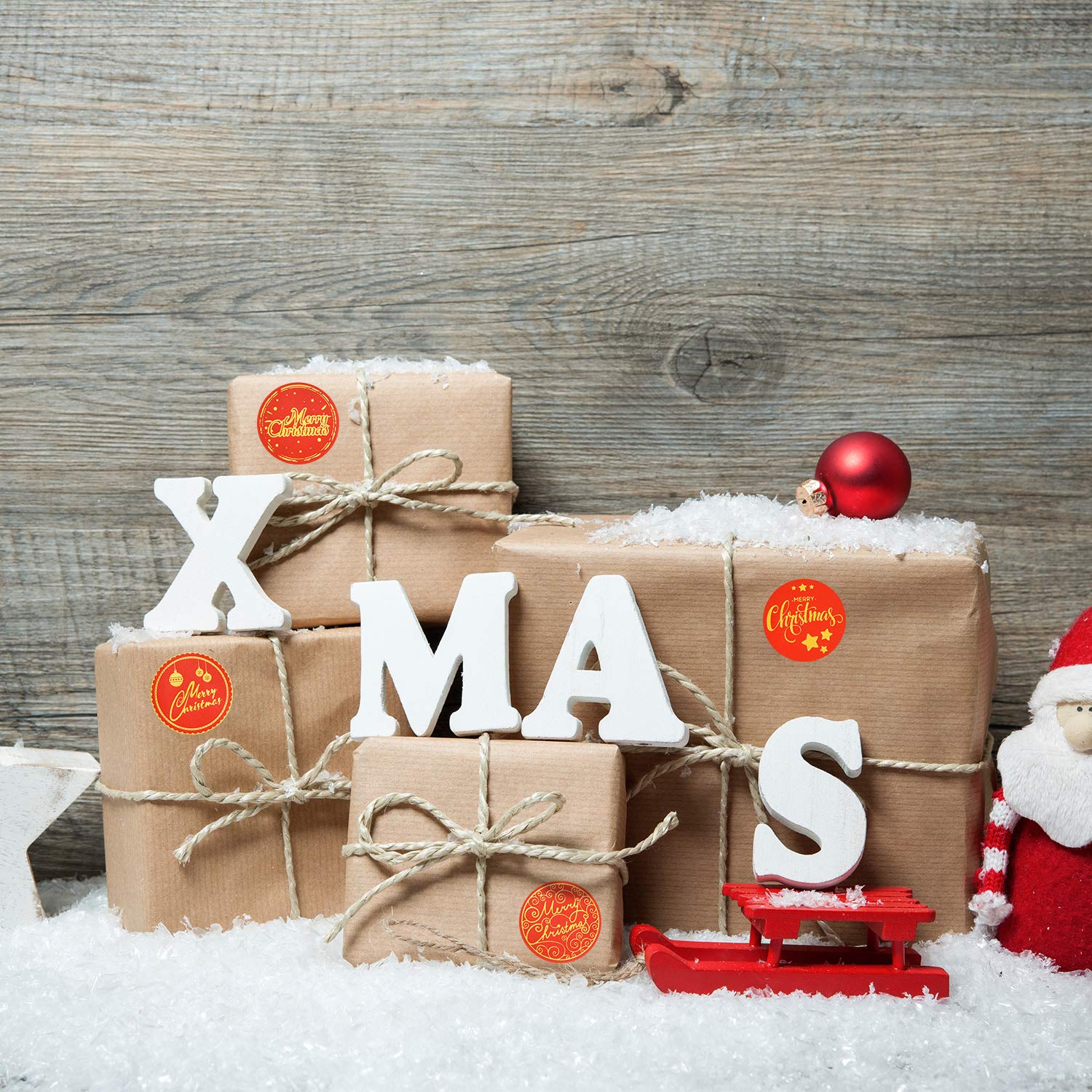 500 Pieces Merry Christmas Stickers Christmas Round Label Stickers Gold Foil Christmas Envelope Stickers for Cards Gift Envelopes Boxes Bag Sealing Decorations