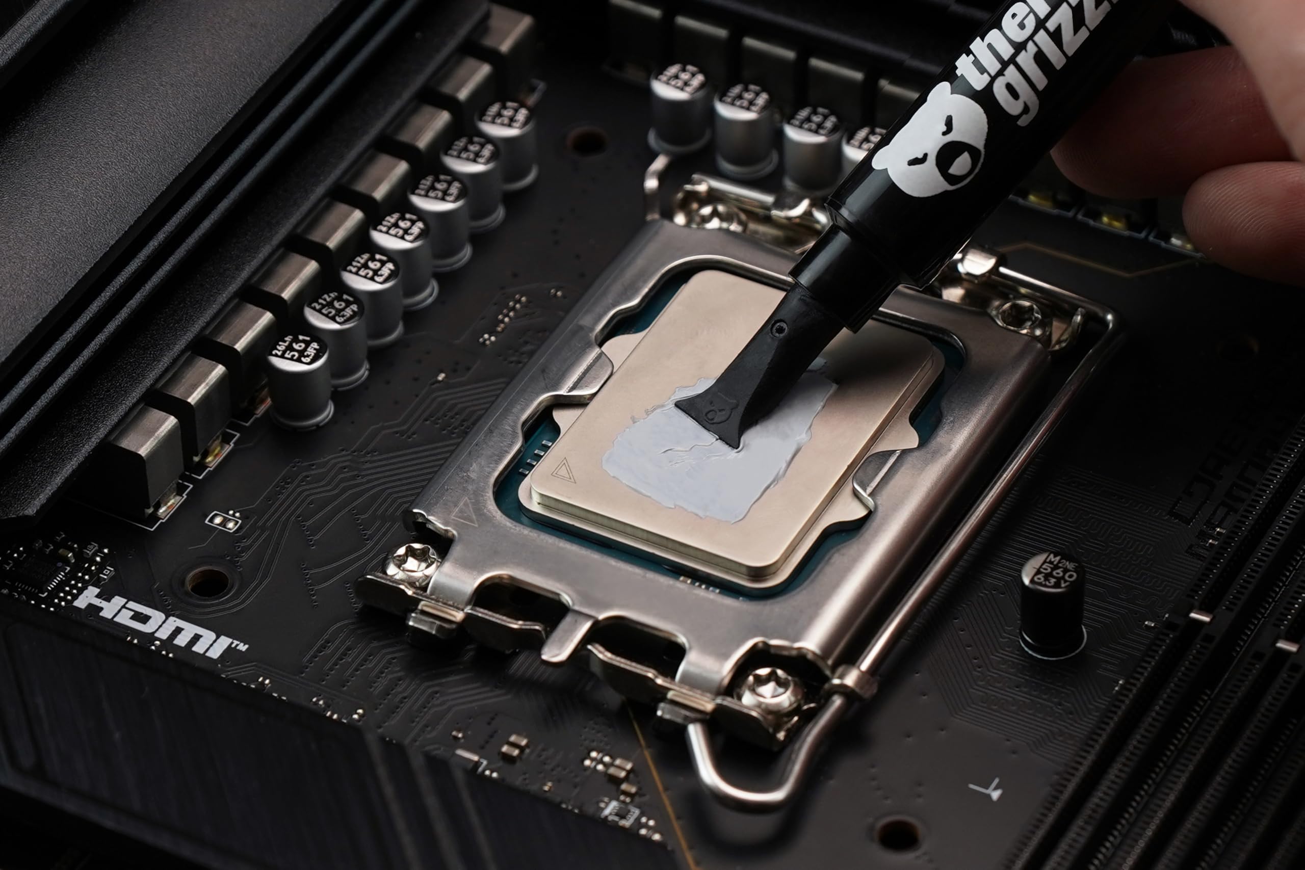 Thermal Grizzly - Kryonaut - 11.1 Gram/3 ml - Extremly High Performance Thermal Paste - For Demanding Applications and Overclocking CPU/GPU/PS4/PS5/Xbox