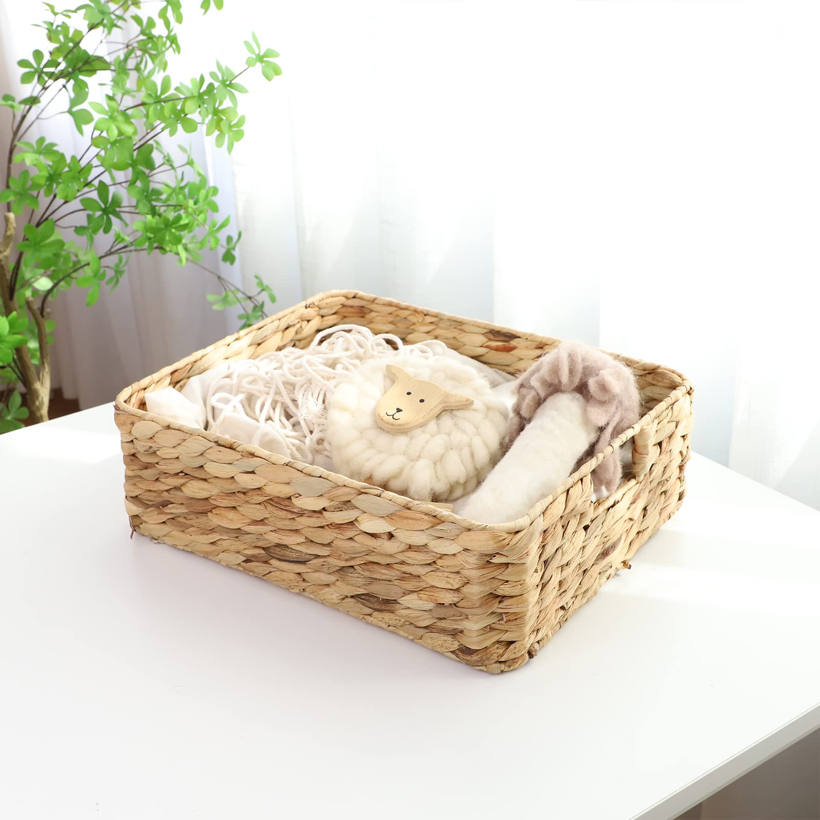 YAHUAN Water Hyacinth Storage Basket, Handwoven, 15.35L x 12W x 4.72H in, Brown