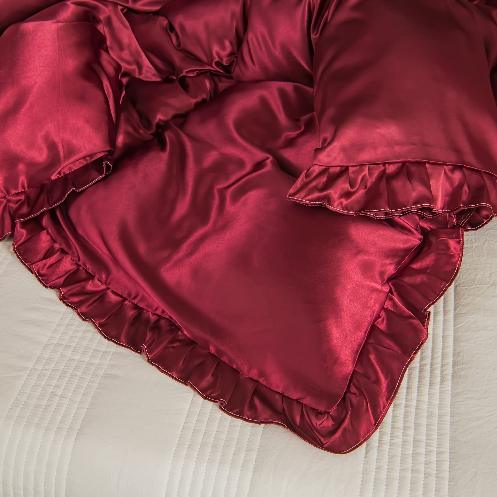 3 Pieces Satin Duvet Cover Silky Red Bedding Set Luxury Satin Lace Ruffled Fringed Super Smooth Soft Silk Like Microfiber Burgundy Red Duvet Cover Set Queen with 2 Pillowcases