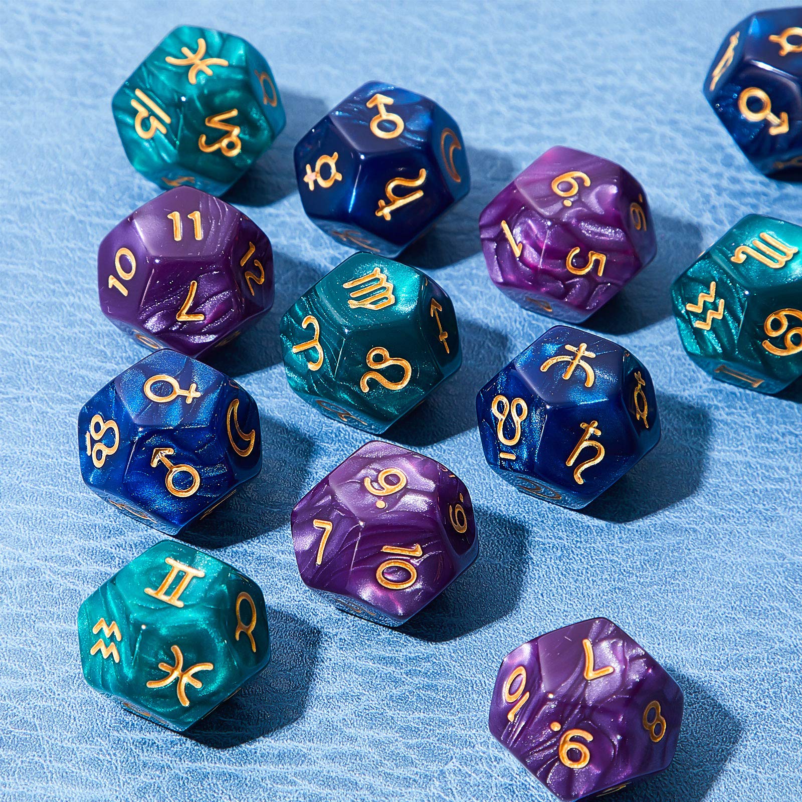4 Set Tarot Cards Dice 12-Sided D12 Astrological Dice Resin Pearl Constellation Sign Dice for Astro Divination Gaming Accessories