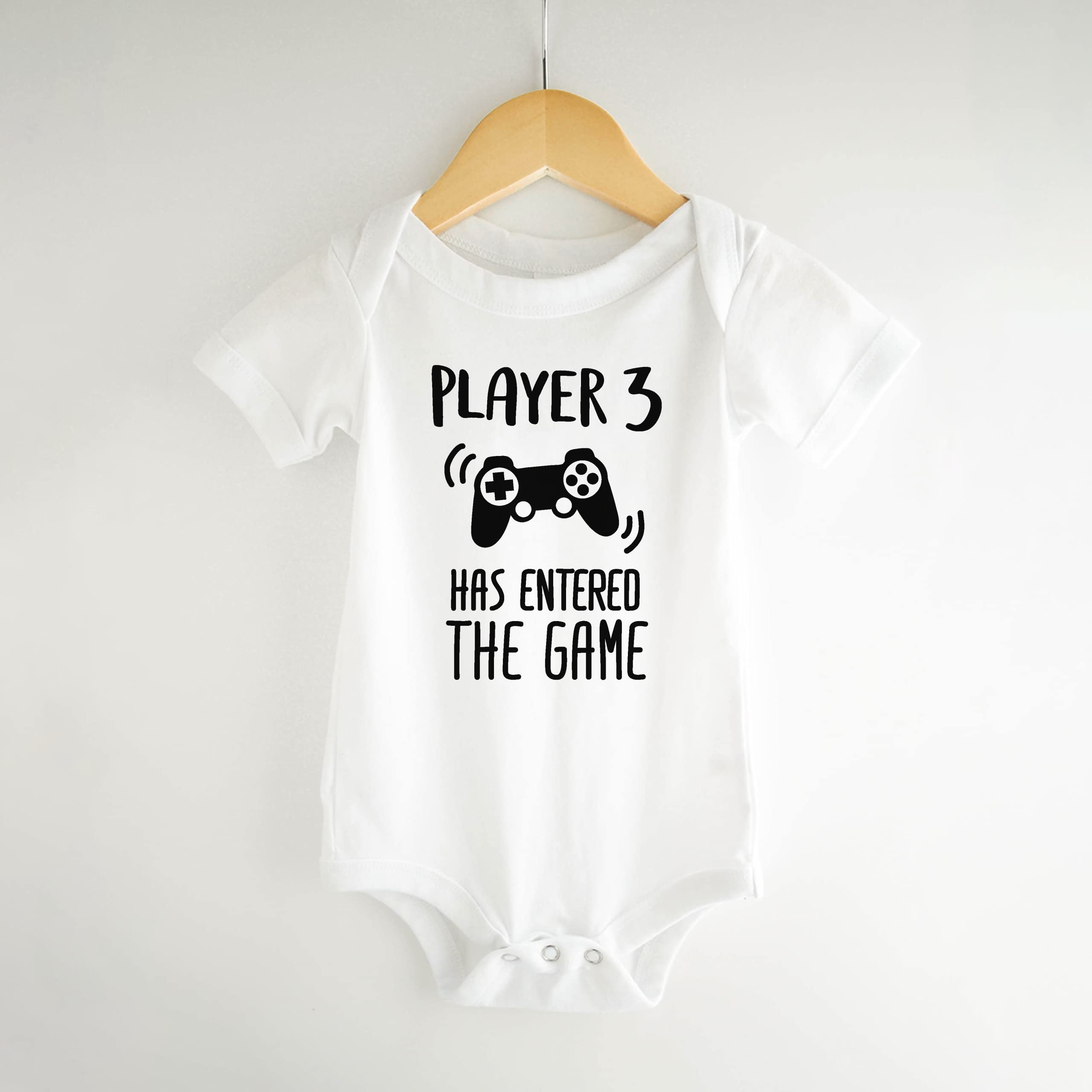 Bump and Beyond Designs Baby-Boys Funny Gamer Pregnancy Announcement for Dad and Grandparents Gift Leotard White, 0-3 Months